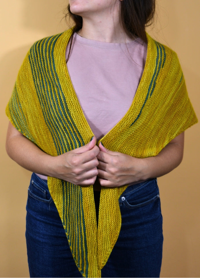 Manos Incremento Shawl Knitting Pattern | Morris & Sons